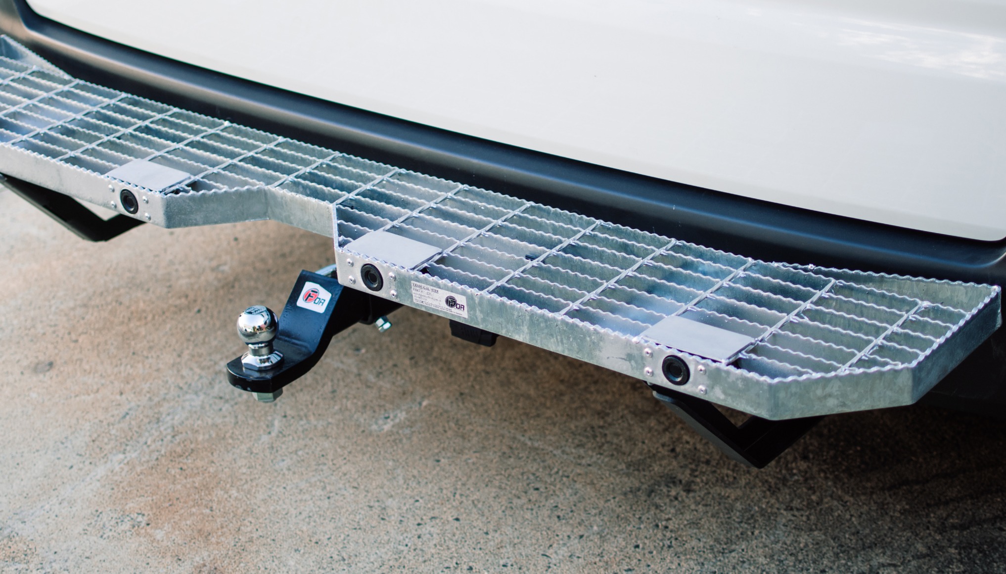 Steps-and-Tow - VQuip